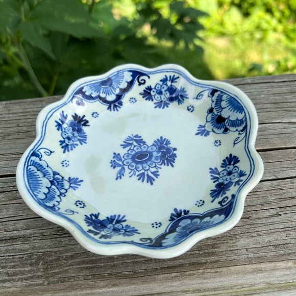 Delft | Art | Vintage Delft Porcelain Fluted 5 Trinket Dish Signed ...